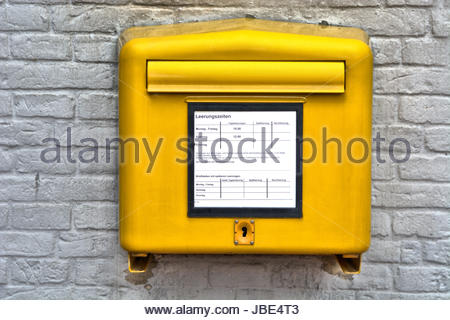 Deutsche Post, Deutsche Post-Briefkasten, Postfach, montiert auf einer ...