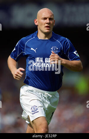 THOMAS GRAVESEN EVERTON FC GOODISON PARK LIVERPOOL LIVERPOOL ENGLAND 15 ...