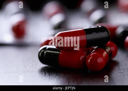 Tabletten pillen Kapsel heap mix Therapie Medikamente, Antidepressiva ...