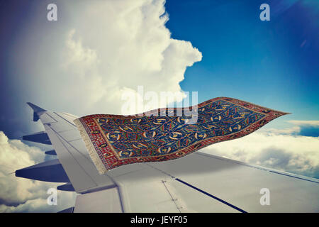 Illustration einer blauen Zauberteppich (fliegender Teppich) aus 1001 ...