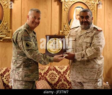 Brig. General John Epperly, der stellvertretende Kommandeur der Task ...