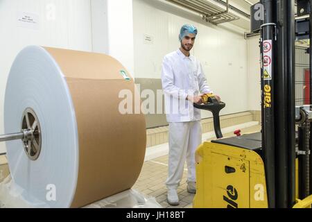 NOVANDIE UNTERNEHMEN, MILCHPRODUKTE, AUNEAU (28), EURE-ET-LOIR ...