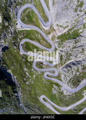 Alpine Pass Route Gotthardpass Tremola, alte Route Tal Stockfotografie ...