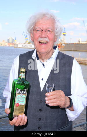 Matjes-Festival in der Fisch-Auktionen Hall in Hamburg. Mitwirkende ...