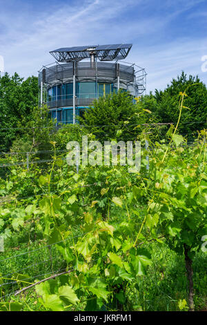 Ansicht von Heliotrop-Haus der solar-Architekt Rolf Disch in Freiburg ...