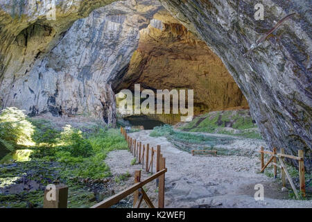 Innenraum devetashka Höhle in der Nähe von Lowetsch, Bulgarien ...