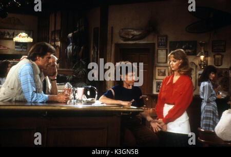 CHEERS [US TV 1982 -1993] NICHOLAS COLASANTO Ernie als "Coach" Pantusso ...