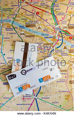Paris Metro Karte - die französische Hauptstadt u-Bahn-Netz Stockfoto ...