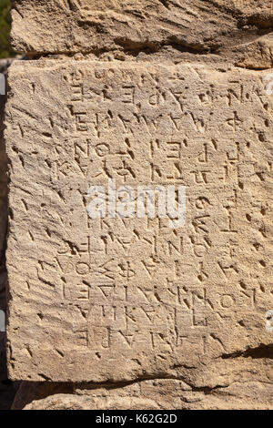Antike griechische Inschrift auf Steinplatten in Gortyn (Gortys ...