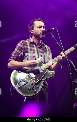 Die amerikanische Indie-Rock-Band The Shins führt ein Live Konzert in ...
