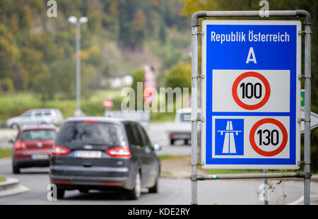 (Dpa) - für die deutsche Autobahn-Maut im Auftrag von Toll Collect in ...