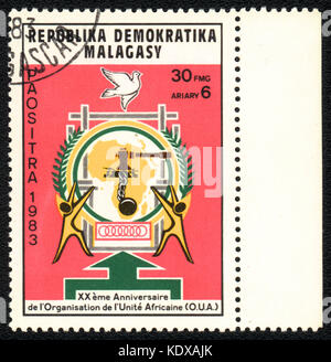 Die auf Madagaskar gedruckte Briefmarke zeigt Block: Giant Sundial ...