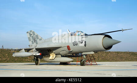 Kroatische Luftwaffe MiG-21 UMD "167" Abschuss Motor Stockfotografie ...