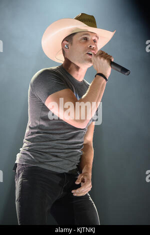 Hollywood fl - 11. November: dustin Lynch führt im Hard Rock Live im ...