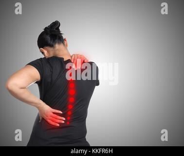 Asiatische Mädchen mit Skoliose Stockfotografie - Alamy