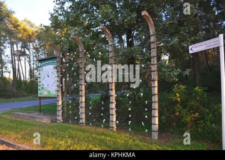 Vernichtungslager Chelmno (Vernichtungslager Kulmhof"), die erste der ...
