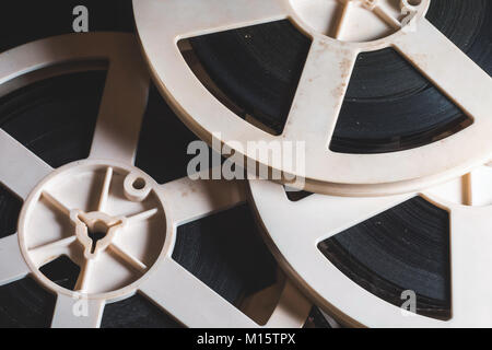 Grunge alte Film-Rolle mit Filmstreifen. Vintage-Hintergrund Stockfoto ...