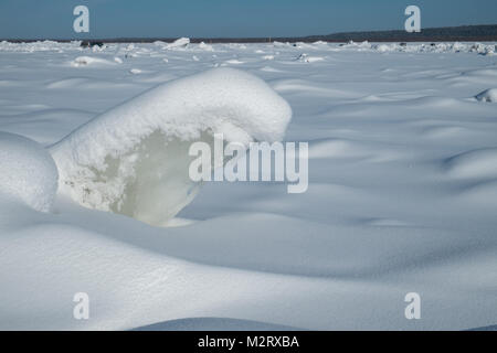 Der Fluss Lena in der Nähe von Jakutsk in Sibirien, wird zu einem ...