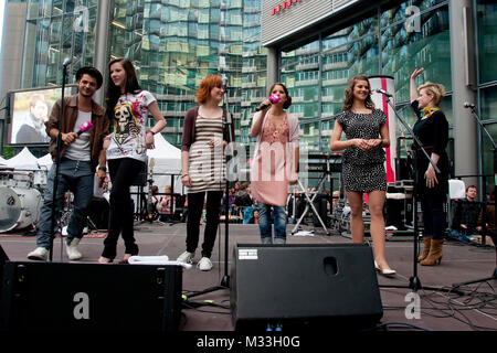 Die deutsche Sängerin, Plant und Musicaldarstellerin Rut Rex ...