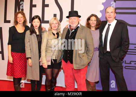 Katharina Spiering, Joy Maria Bai, Herbert Knaup, Margret Gilgenreiner ...