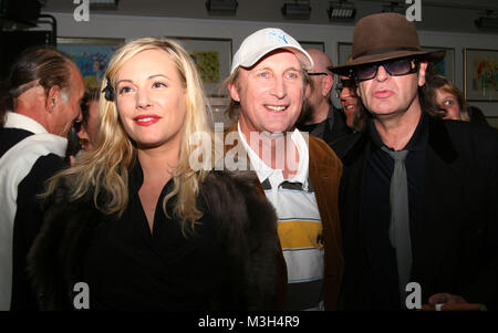 Otto Waalkes bei der Vernissage von Otto Waalkes bei Udo Lindenberg ...