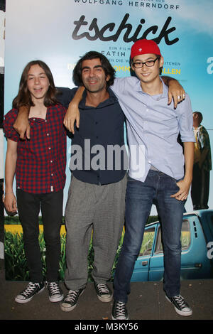 Tristan Goebel (" Maik Klingenberg"), Anand Batbileg ("Andrej "Tschick ...