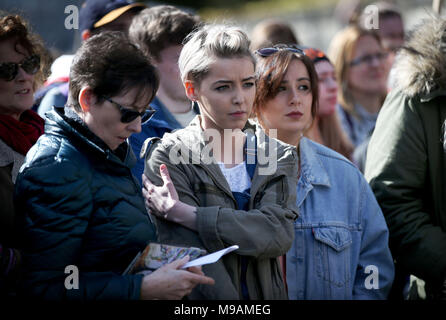 Ali Ross, der ihre Schwester in der Dunblane schießen verloren, spricht ...