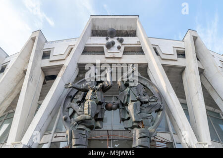 CHISINAU, Moldawien - 3 Januar, 2017: Die sowjetische Art der Schild am ...