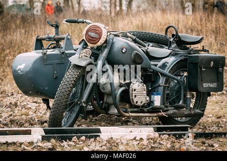 Alte Tricar, Three-Wheeled Motorrad mit dem Maschinengewehr auf ...