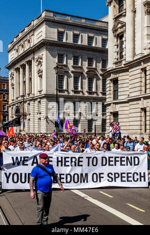 Die umstrittene rechte Gruppe, die English Defence League (EDL ...