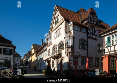 Fachwerkhäuser von Gernsbach, Murgtal, Deutschland, historische ...