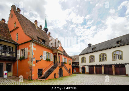 Rathaus in Barr, Elsass, Frankreich Stockfotografie - Alamy
