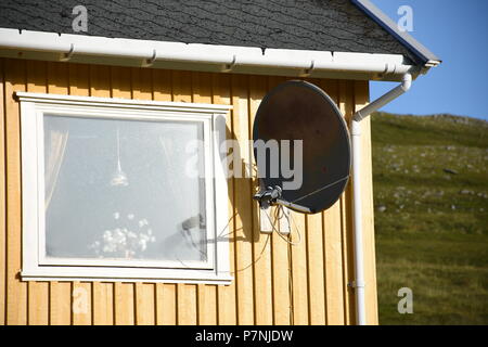 Antenne, Satellitenantenne, LNB, LNC, Multifeed, Ku-Band, Ka-Band, C ...