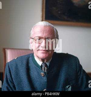 Otto Friedrich Fürst zu Ysenburg Büdingen mit Gemahlin Felicitas ...