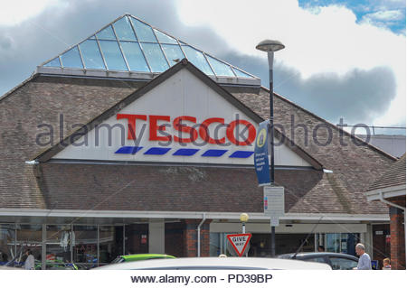 Tesco und Retail park in Oban, Argyll Stockfoto, Bild: 67944453 - Alamy