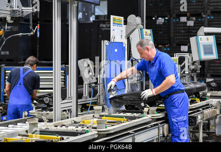 27 6 Augus t 2018, Deutschland, Eisenach: das Hauptquartier der Automobilzulieferer Lear ...