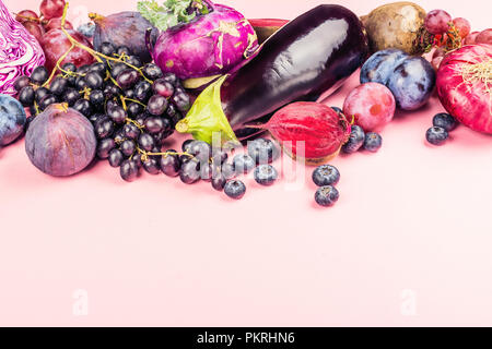 Lila und blauen Obst und Gemüse Stockfoto, Bild: 883400 - Alamy