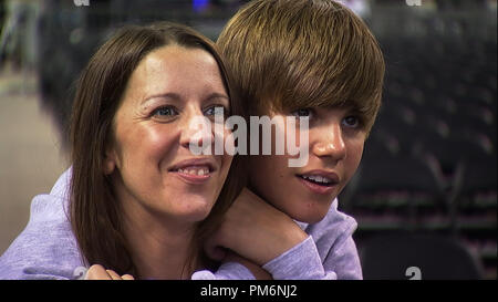 Justin Bieber und Mutter Pattie Mallette an den 40. Jahrestag American ...
