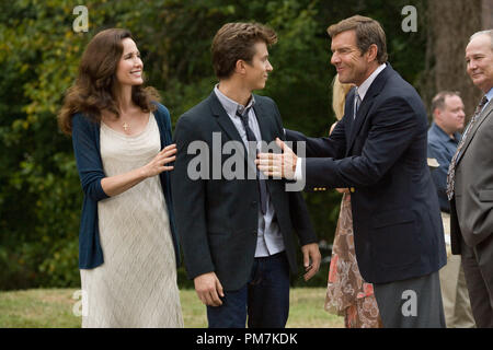 Von Links nach Rechts: Dennis Quaid spielt Rev. Shaw Moore und Andie ...