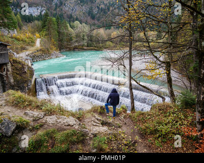 Lech-Fluss-Wasserfall im Herbst, Füssen, Ostallgau, Allgäu, Allgäu ...