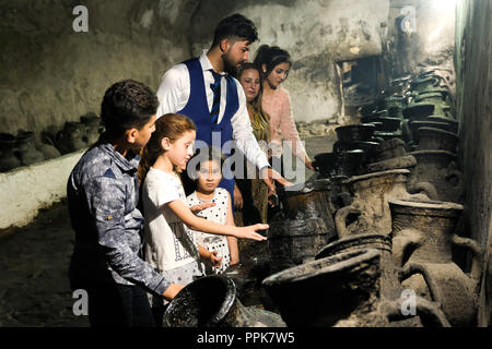 Yeziden Tempel, heiligste Heiligtum der yezidis in Lalish, Nord Irak ...