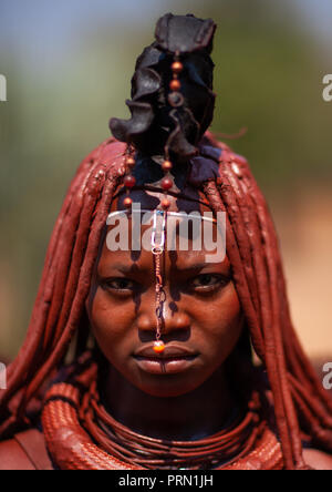 Himba Frauen bedeckt mit otjize, Cunene Provinz, Oncocua, Angola ...