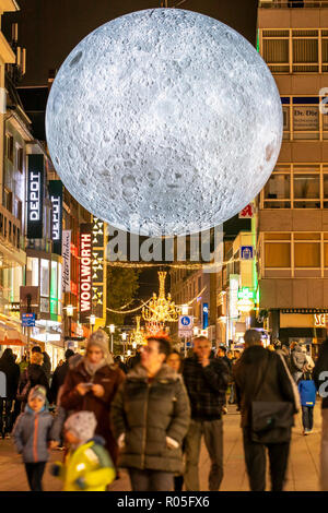 Essen Light Festival, in der Innenstadt, Lichtkunst auf dem Kennedyplatz, der Berliner Künstler ...