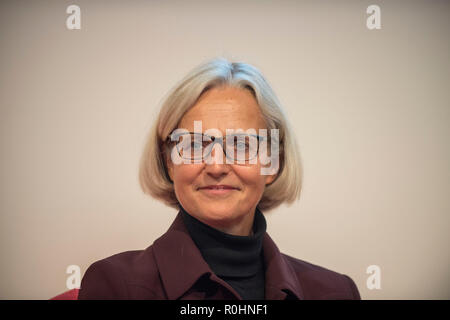 Frankfurt am Main, Deutschland. 10 Okt, 2018. Christiane Hoffmann ...
