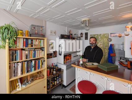 Vogelsdorf, Deutschland. 05 Nov, 2018. Blick in die DDR Bungalow Typ B ...