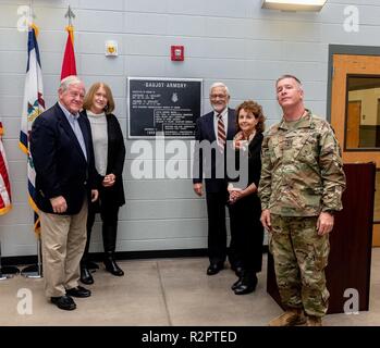 US Army Maj. General Omar Jones IV (Mitte links), kommandierender ...