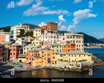 Blick auf die Altstadt, Genua (Genova), Italien Stockfoto, Bild ...