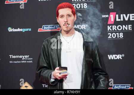 Renato SIMUNOVIC (RIN), Rapper, Musiker, Sänger, Sängerin, halb Bild ...