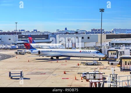 Flugzeug bei Jetway Atlanta Flughafen Stockfotografie - Alamy