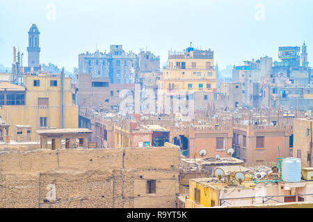 Slum Dächer in Kairo zeigt Müll Stockfoto, Bild: 80106689 - Alamy